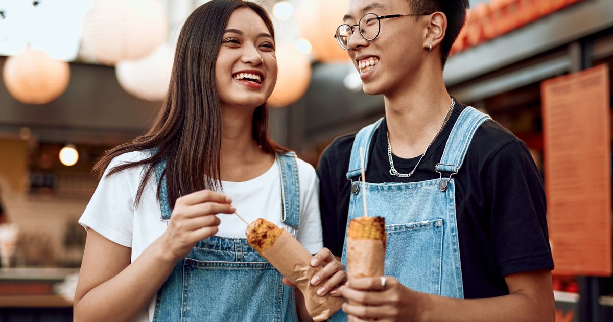 How to Invite Influencers to Your Restaurant: 3 Easy Steps